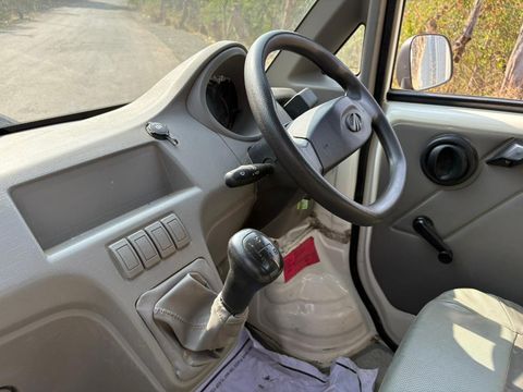 Mahindra Jeeto Pictures, See Interior & Exterior Mahindra Jeeto Photos ...