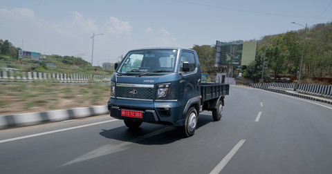 Mahindra Veero Pictures, See Interior & Exterior Mahindra Veero Photos ...