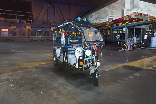 Supertech Ev Pilot S Dlx Comparison - Compare Pilot S Dlx with E Rickshaws