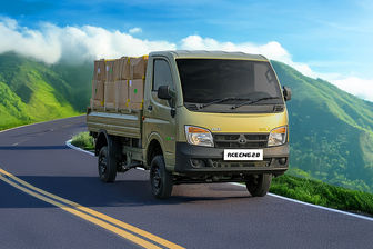 Tata ACE CNG 2.0(Bi-Fuel) vs Tata Ace Pro Bi-Fuel Comparison - Price ...