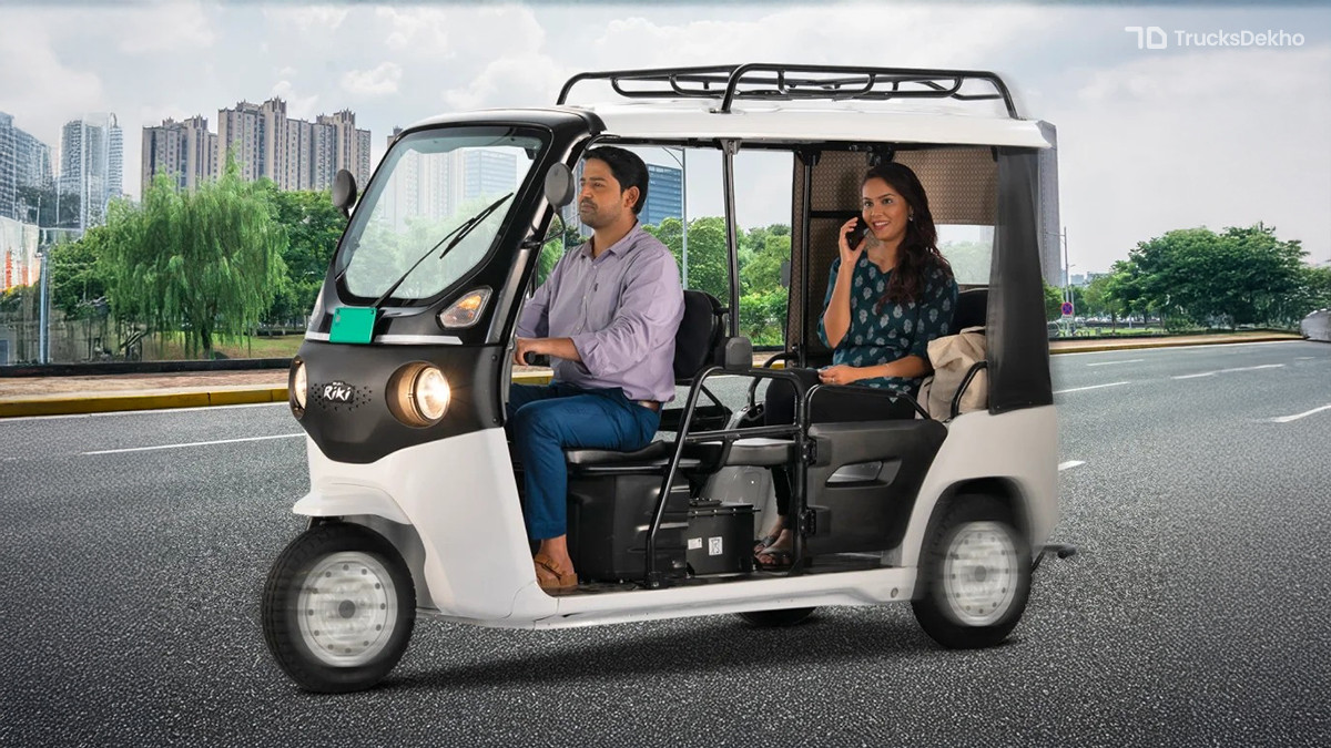 Bajaj Riki P4005 Vs Saera Mayuri Auto Shape: These Compared Details Can ...