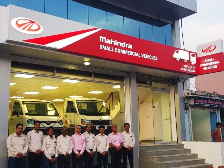 Mahindra small commercial vehicle surpass 100 dealerships across India ...