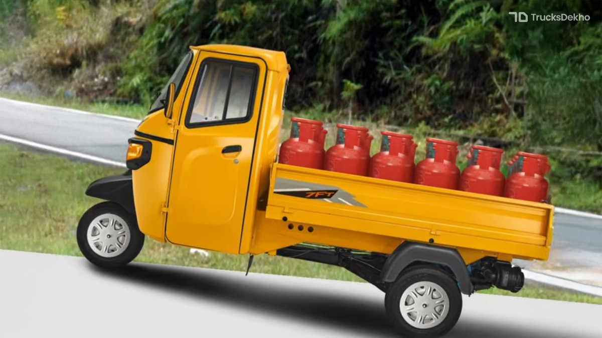 Top 5 Highlights Of Piaggio Ape Xtra Bada 700 Diesel Cargo Carrier ...