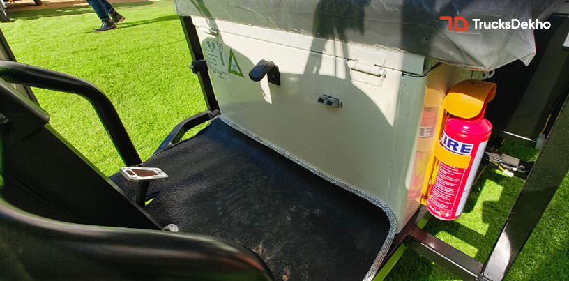 New Baxy Electric Three-Wheelers Launched In India | Trucks.cardekho.com