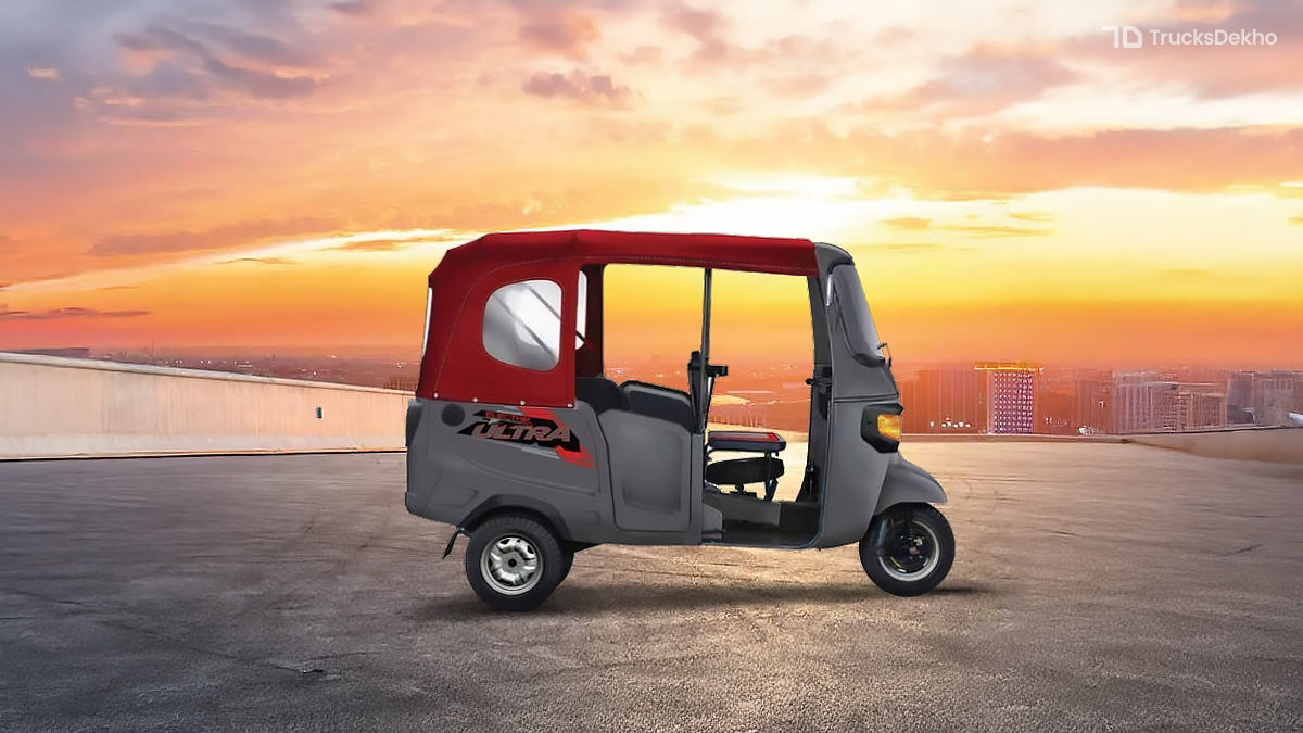 Piaggio Ape E-City Ultra vs Bajaj GoGo P7012: Which Electric 3-Wheeler ...