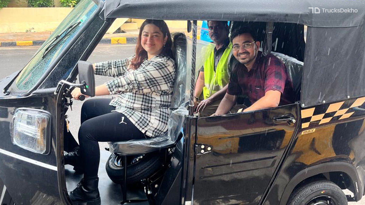 Montra Electric Super Auto: First Drive Experience | Trucks.cardekho.com