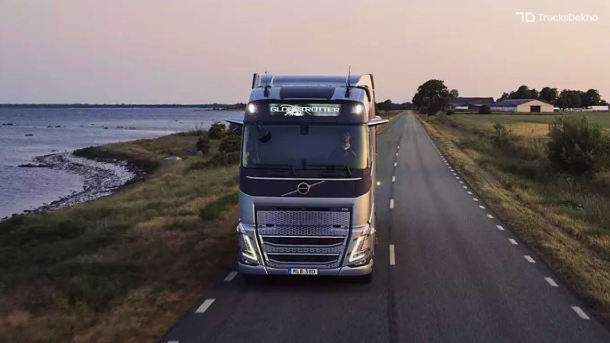 Volvo Trucks Integrates World First I-Roll Technology-Based Stop-Start ...
