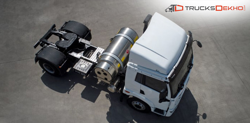 India’s First LNG Heavy-Duty Truck: Everything You Need To Know ...