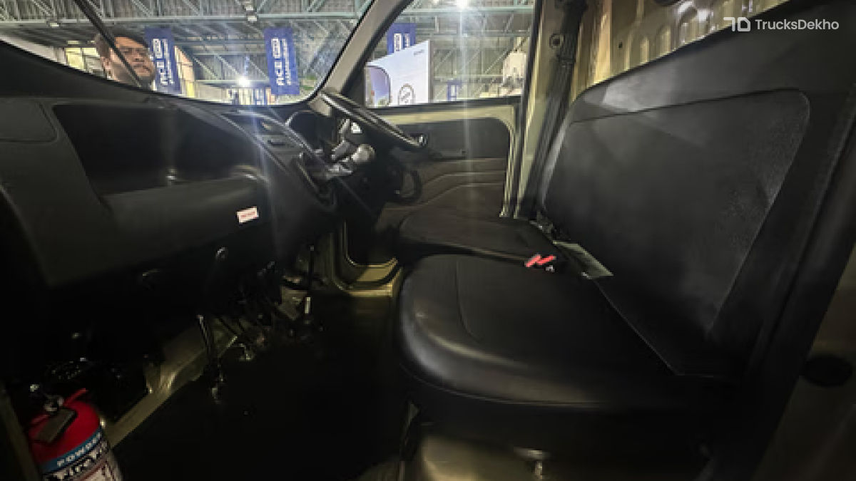 Tata Ace Pro Bi-Fuel Explained in Real-Life Images | Trucks.cardekho.com
