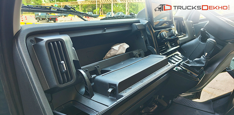 Mahindra Veero First Drive Impression: Is It Really Soch Se Aage ...