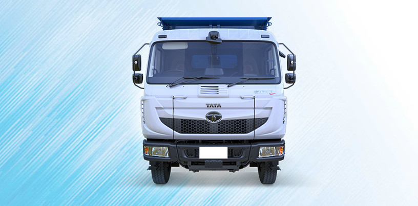 Tata Motors launches 16-wheel Signa 4825.TK tipper | Trucks.cardekho.com